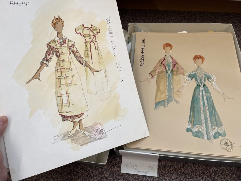 The Libraries pays tribute to the Dayton's Holiday Show and Costume ...