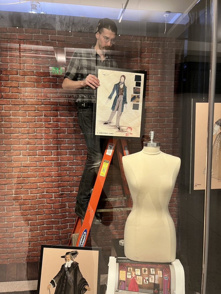 The Libraries pays tribute to the Dayton's Holiday Show and Costume ...